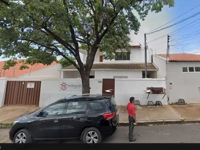 Casa / Sobrado para Venda em Cuiabá/MT Morada da Serra 4 Quartos