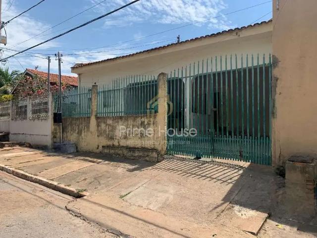 Casa / Sobrado para Venda em Cuiabá/MT Novo Terceiro 5 Quartos