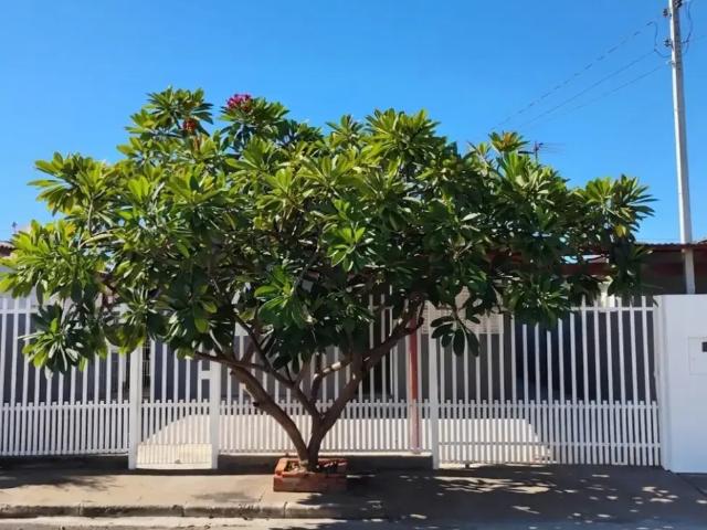 Casa / Sobrado para Venda em Cuiabá/MT Parque Cuiabá 3 Quartos