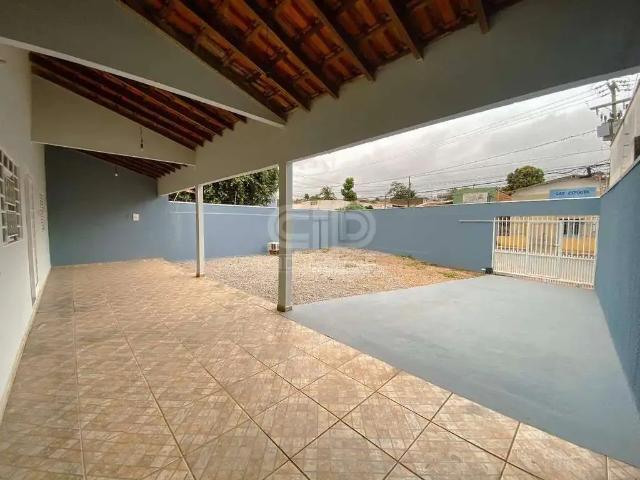 Casa / Sobrado para Venda em Cuiabá/MT Parque Cuiabá 3 Quartos