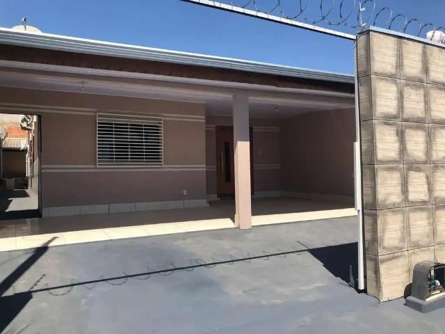 Casa / Sobrado para Venda em Cuiabá/MT Parque Residencial Tropical Ville 3 Quartos