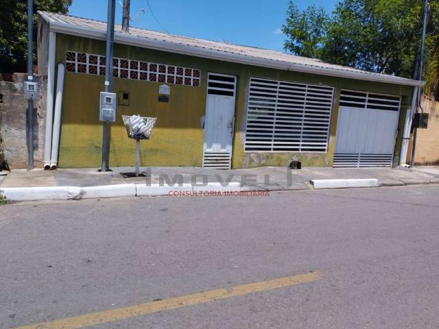 Casa / Sobrado para Venda em Cuiabá/MT Pedra 90 4 Quartos