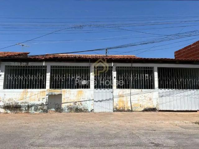 Casa / Sobrado para Venda em Cuiabá/MT Porto 2 Quartos