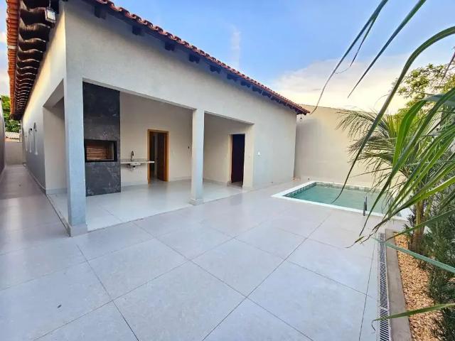 Casa / Sobrado para Venda em Cuiabá/MT Praeiro 3 Quartos