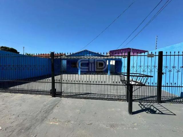Casa / Sobrado para Venda em Cuiabá/MT Praeiro 3 Quartos