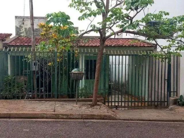 Casa / Sobrado para Venda em Cuiabá/MT Quilombo 2 Quartos