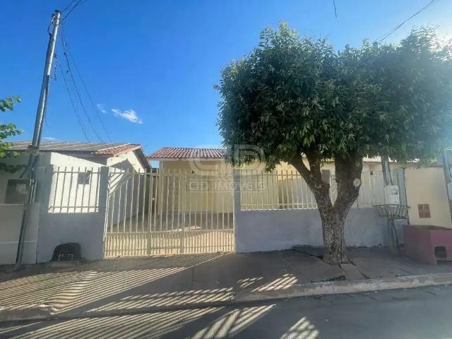 Casa / Sobrado para Venda em Cuiabá/MT Recanto dos Pássaros 2 Quartos