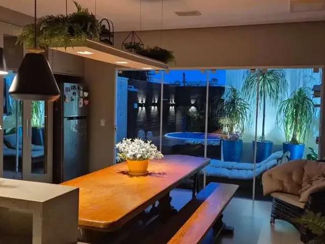 Casa / Sobrado para Venda em Cuiabá/MT Ribeirão do Lipa 3 Quartos
