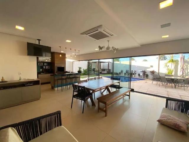 Casa / Sobrado para Venda em Cuiabá/MT Ribeirão do Lipa 3 Quartos