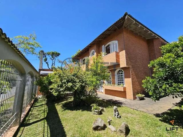 Casa / Sobrado para Venda em Curitiba/PR Mercês 4 Quartos