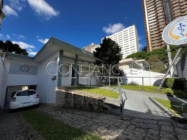 Casa / Sobrado para Venda em Curitiba/PR Mercês 5 Quartos