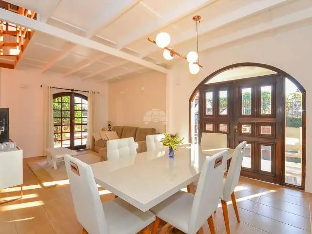 Casa / Sobrado para Venda em Curitiba/PR Mercês 3 Quartos