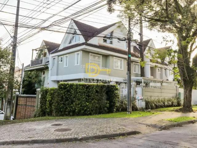 Casa / Sobrado para Venda em Curitiba/PR Mercês 3 Quartos