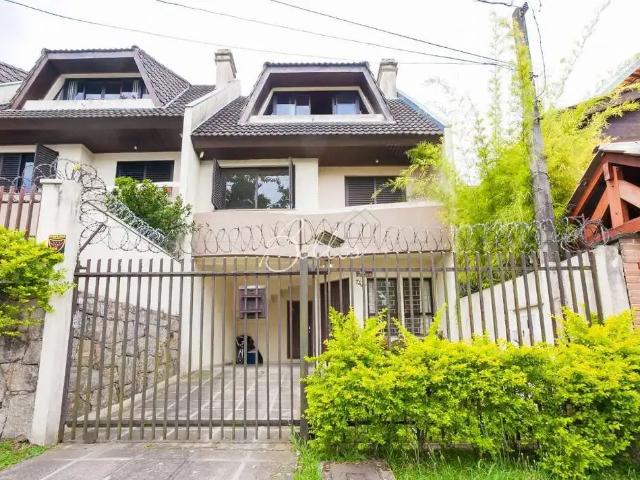 Casa / Sobrado para Venda em Curitiba/PR Mercês 3 Quartos