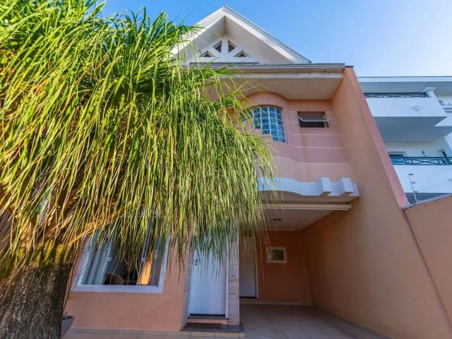 Casa / Sobrado para Venda em Curitiba/PR Mossunguê 4 Quartos