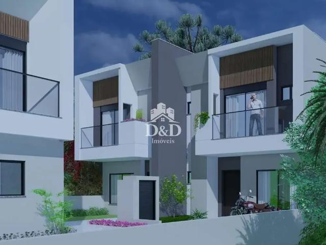 Casa / Sobrado para Venda em Curitiba/PR Novo Mundo 3 Quartos
