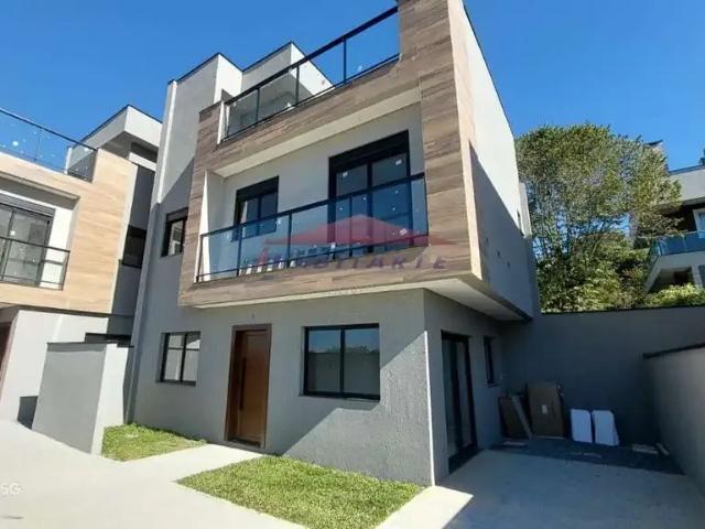 Casa / Sobrado para Venda em Curitiba/PR Novo Mundo 3 Quartos