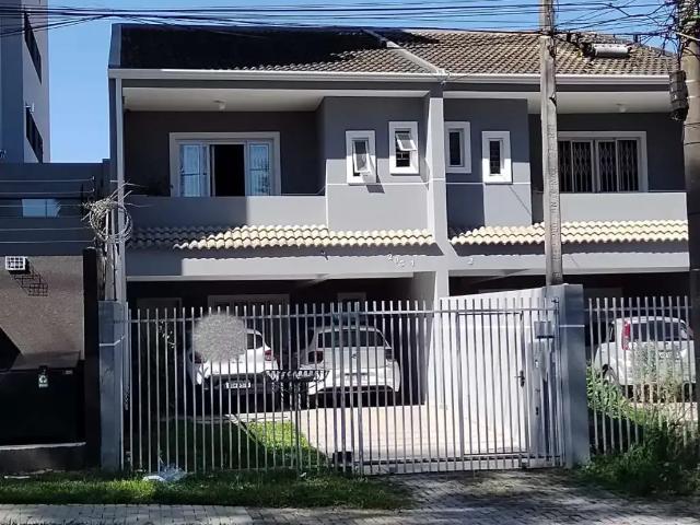 Casa / Sobrado para Venda em Curitiba/PR Novo Mundo 3 Quartos