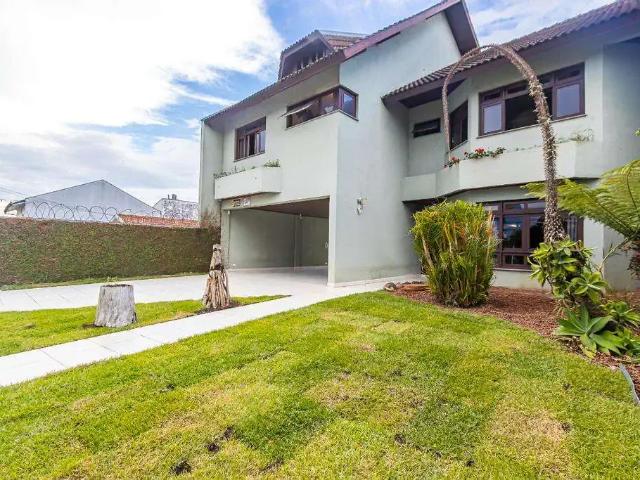 Casa / Sobrado para Venda em Curitiba/PR Novo Mundo 3 Quartos