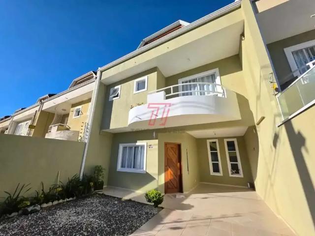 Casa / Sobrado para Venda em Curitiba/PR Novo Mundo 3 Quartos