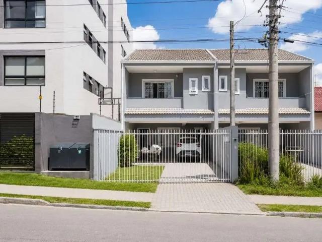 Casa / Sobrado para Venda em Curitiba/PR Novo Mundo 3 Quartos