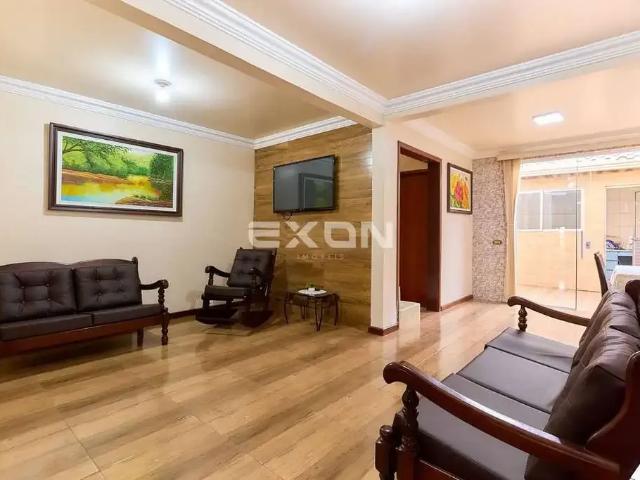 Casa / Sobrado para Venda em Curitiba/PR Novo Mundo 3 Quartos