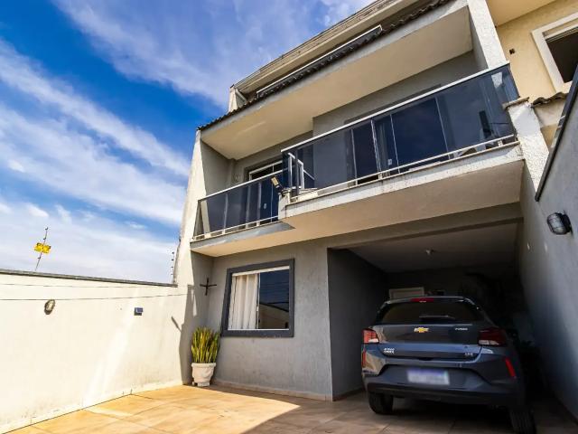 Casa / Sobrado para Venda em Curitiba/PR Atuba 3 Quartos