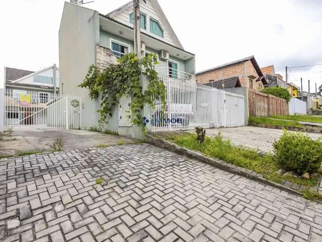 Casa / Sobrado para Venda em Curitiba/PR Atuba 4 Quartos
