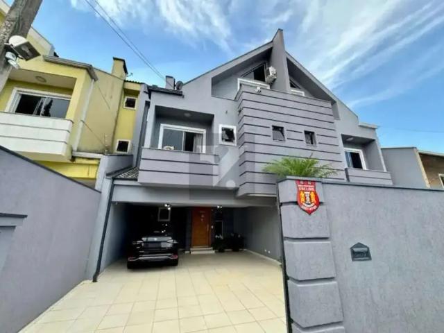 Casa / Sobrado para Venda em Curitiba/PR Atuba 4 Quartos