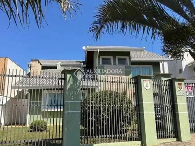 Casa / Sobrado para Venda em Curitiba/PR Atuba 4 Quartos