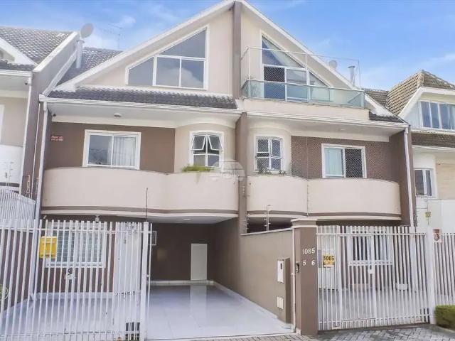Casa / Sobrado para Venda em Curitiba/PR Atuba 4 Quartos