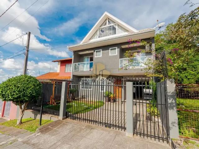 Casa / Sobrado para Venda em Curitiba/PR Abranches 5 Quartos