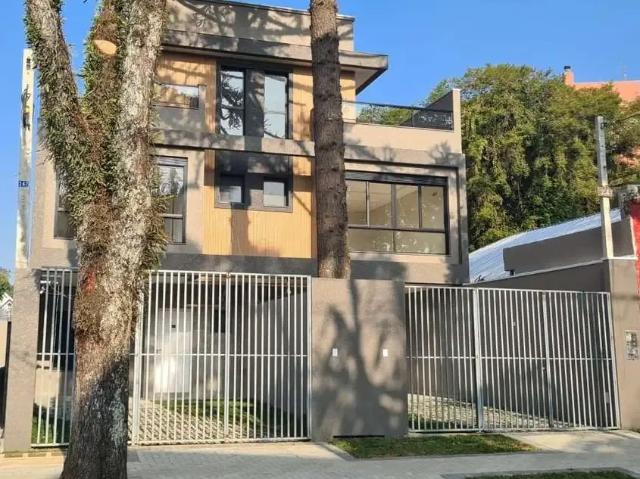 Casa / Sobrado para Venda em Curitiba/PR Água Verde 3 Quartos