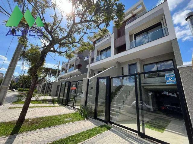 Casa / Sobrado para Venda em Curitiba/PR Água Verde 3 Quartos