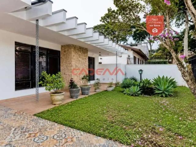 Casa / Sobrado para Venda em Curitiba/PR Água Verde 3 Quartos