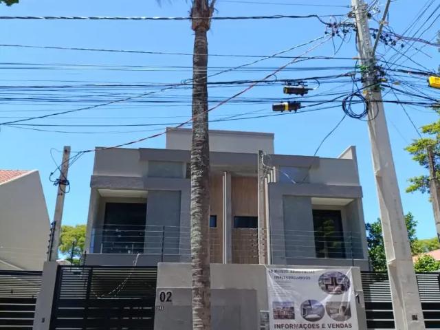 Casa / Sobrado para Venda em Curitiba/PR Água Verde 3 Quartos