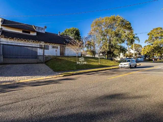 Casa / Sobrado para Venda em Curitiba/PR Ahú 4 Quartos