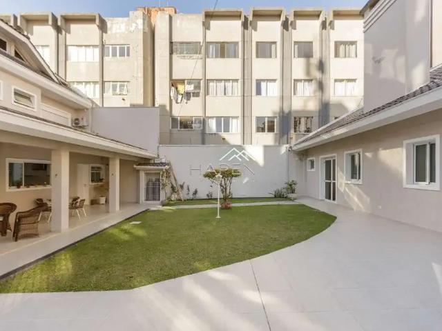 Casa / Sobrado para Venda em Curitiba/PR Ahú 4 Quartos