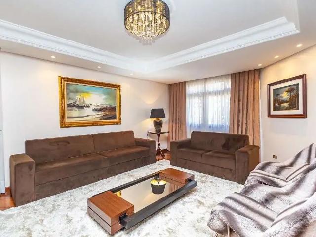 Casa / Sobrado para Venda em Curitiba/PR Ahú 4 Quartos