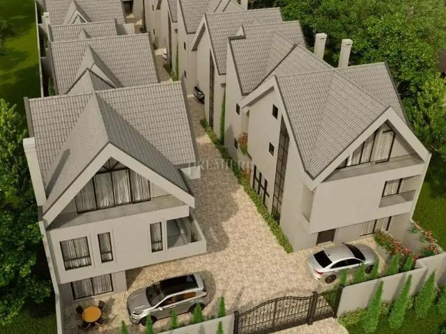 Casa / Sobrado para Venda em Curitiba/PR Ahú 4 Quartos