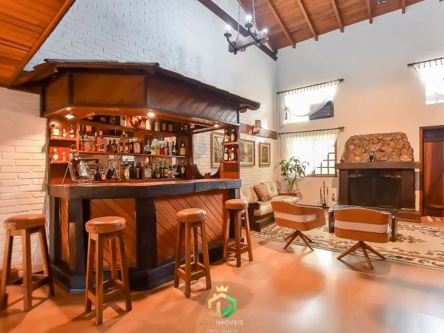 Casa / Sobrado para Venda em Curitiba/PR Ahú 5 Quartos