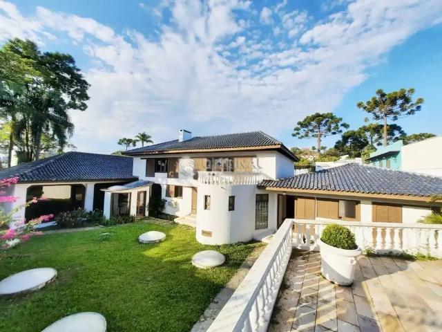 Casa / Sobrado para Venda em Curitiba/PR Ahú 5 Quartos