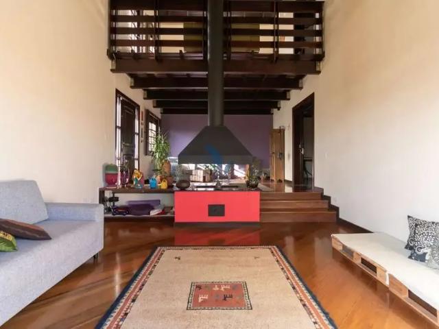 Casa / Sobrado para Venda em Curitiba/PR Ahú 3 Quartos