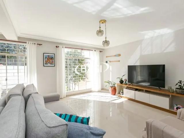 Casa / Sobrado para Venda em Curitiba/PR Ahú 3 Quartos