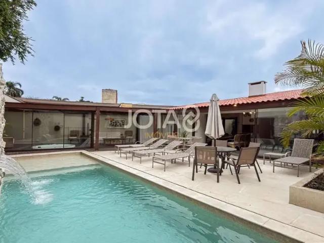 Casa / Sobrado para Venda em Curitiba/PR Ahú 3 Quartos