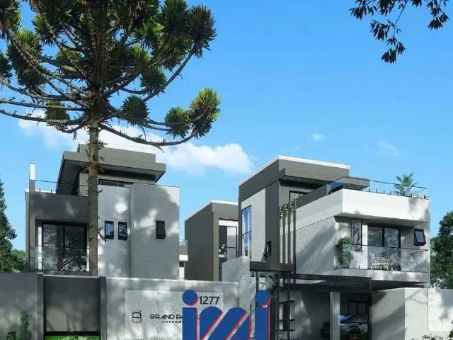 Casa / Sobrado para Venda em Curitiba/PR Alto da Rua XV 3 Quartos