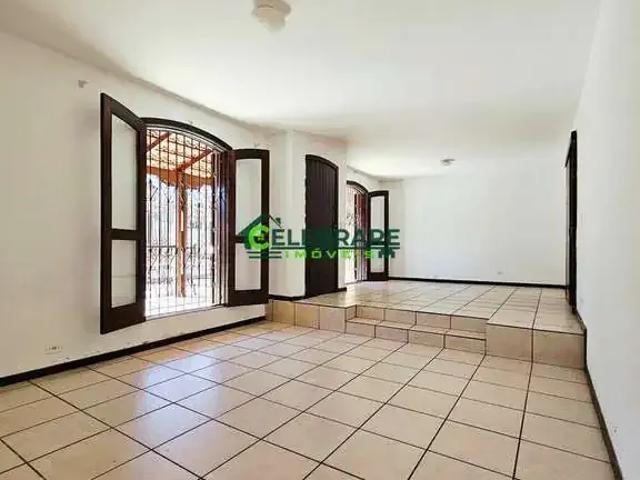 Casa / Sobrado para Venda em Curitiba/PR Bacacheri 3 Quartos