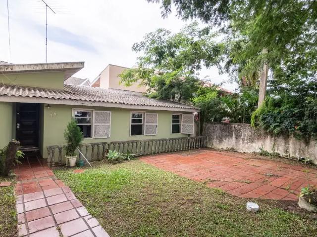 Casa / Sobrado para Venda em Curitiba/PR Bacacheri 3 Quartos
