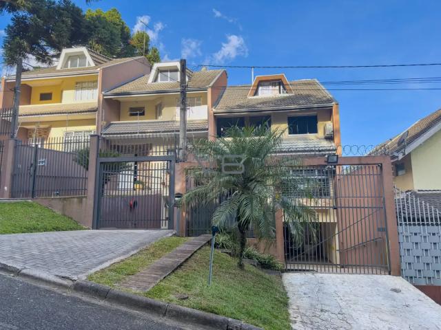 Casa / Sobrado para Venda em Curitiba/PR Barreirinha 3 Quartos