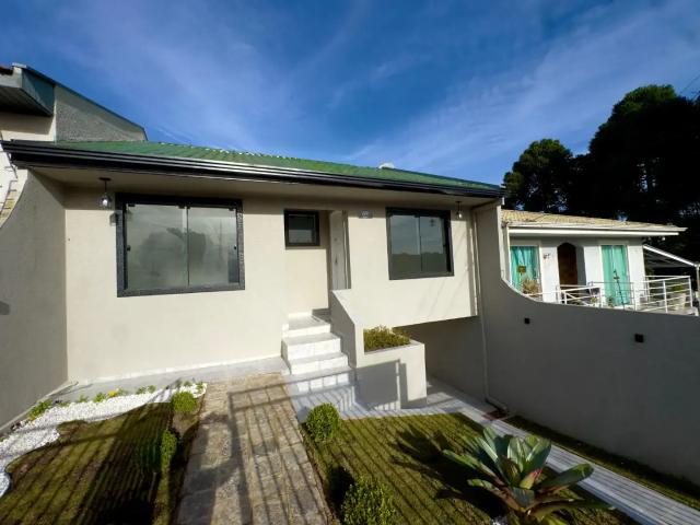 Casa / Sobrado para Venda em Curitiba/PR Barreirinha 3 Quartos
